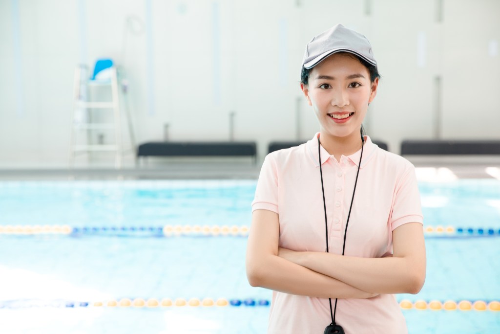 Swimming Lessons for Adults - Swim2u Swim School