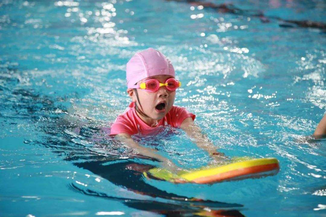 Private & Group Swimming Classes for Kids in Singapore